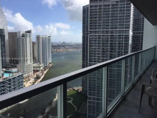 55 6th St SE #3905, Miami, FL 33131