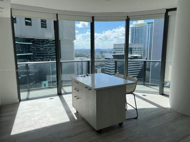 55 9th St SW #2608, Miami, FL 33130