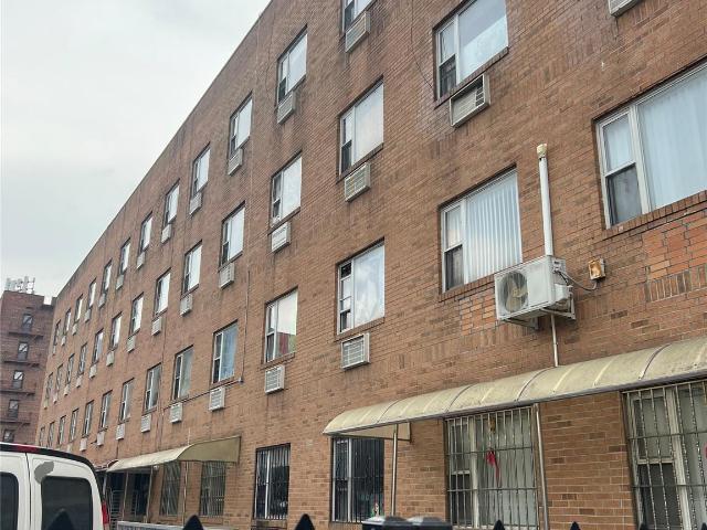 55 05 98th Street