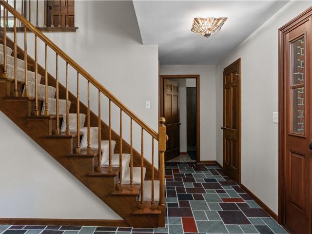 55 Tanglewood Drive W