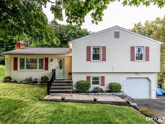 55 Taylor Ter, New Milford, CT 06776
