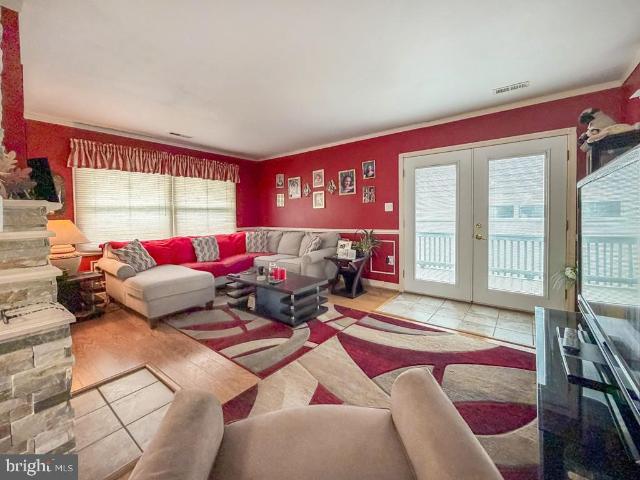 55 Teaberry Ln, Levittown, PA 19054 | MLS #PABU2116 | Compass