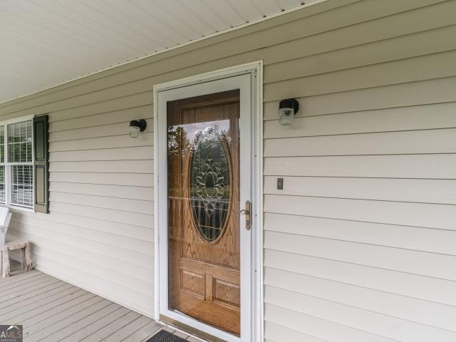 55 Ted Donath Road NE