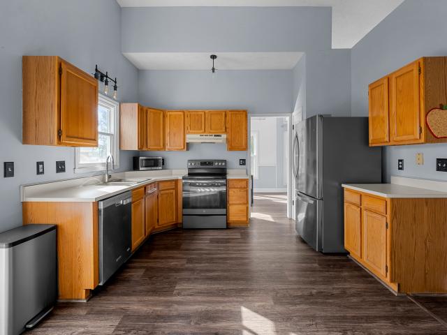 55 Village Circle