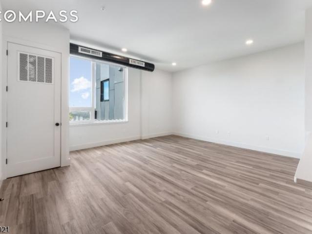 55 Washington St 3J, East Orange, NJ