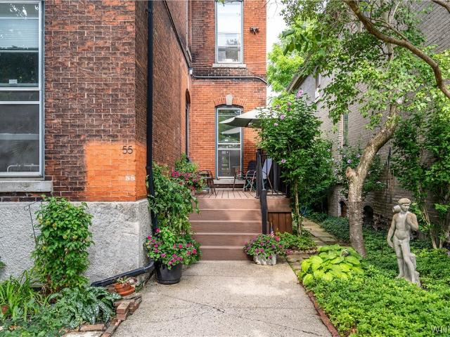 55 Whitney Place
