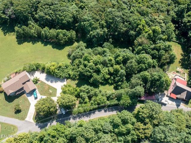 55 and 56 Lillydale Rd, Byrdstown, TN 38549