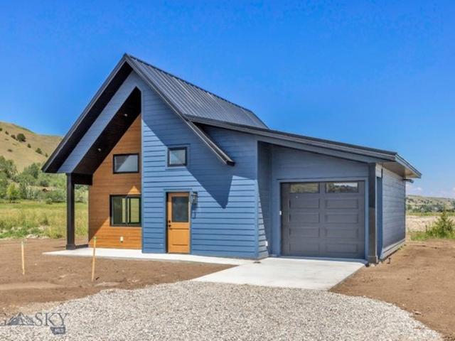 55 Apricot Scone Ln, Gallatin Gateway, MT 59730