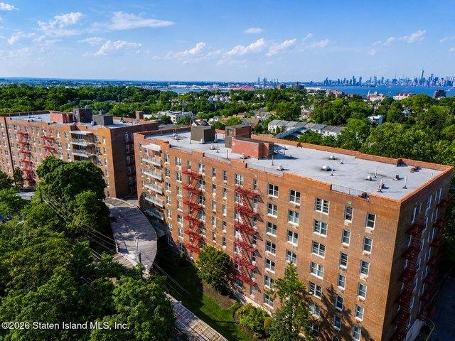 55 Austin Pl Apt 6B, Staten Island, NY 10304