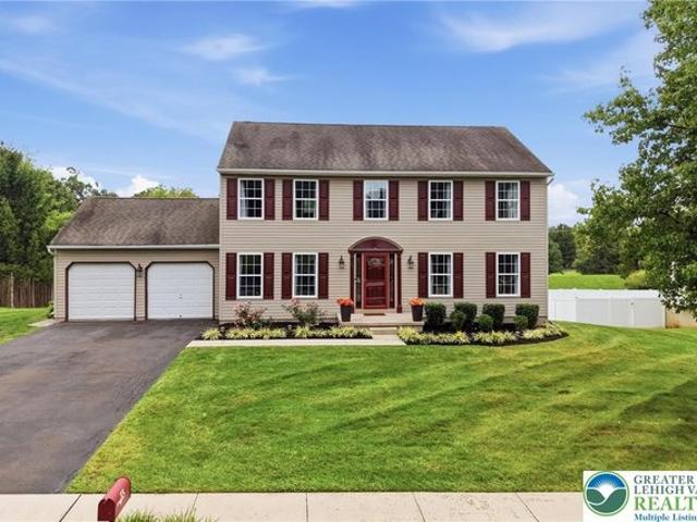 55 Autumn Ln, Limerick, PA 19468