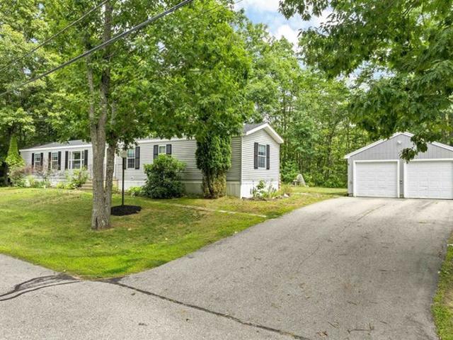 55 Balsam Dr, Farmington, NH 03835