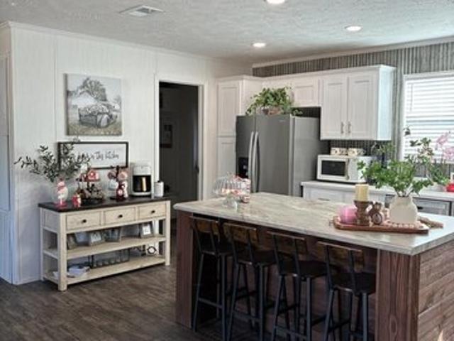 55 Barkman Bend Rd, Hooks, TX 75561