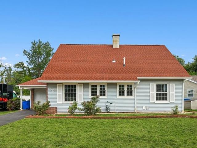55 Belhurst Ln, Willingboro, NJ 08046
