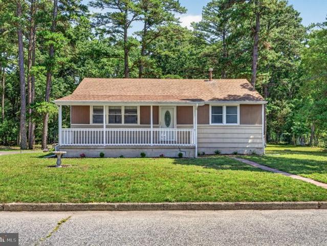 55 Bittle Ave, Berlin, NJ 08009