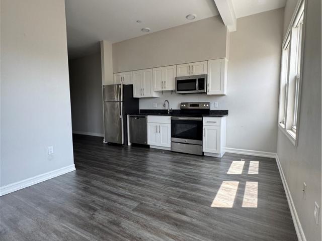 55 Bradford Street 305