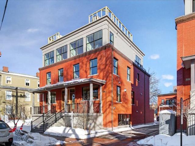 55 Carleton St Unit B, Portland, ME 04102