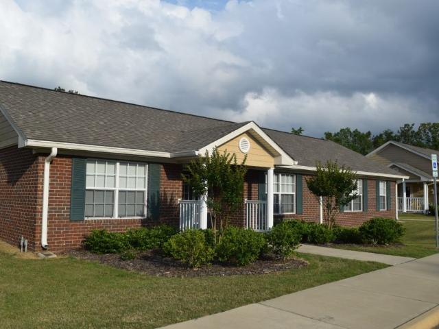 55 Coby Ln 2 beds, 1 full bath