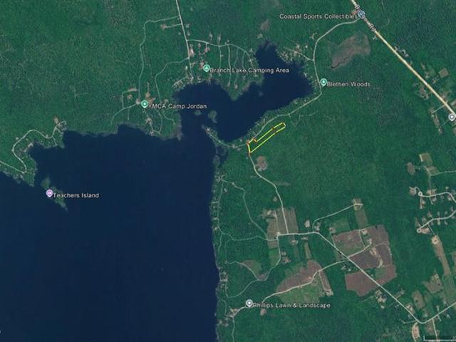 55 Cove Way, Ellsworth, ME 04605