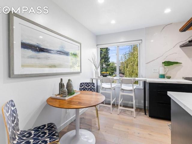 55 Claremont Ave 301, Redwood City, CA