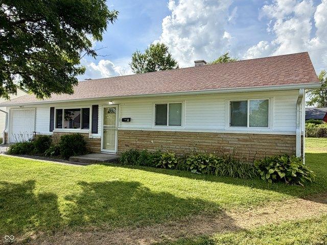 55 Crestview Dr, Greenwood, IN 46143