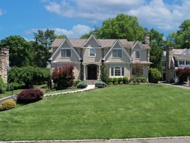 55 Dale Dr, Chatham Township, NJ 07928