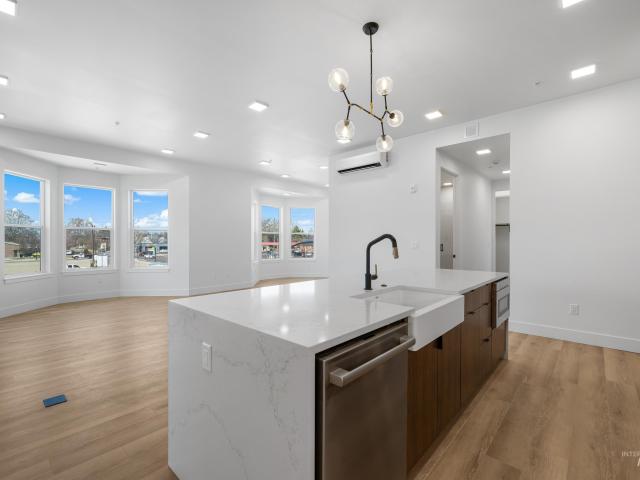 55 E State St 201