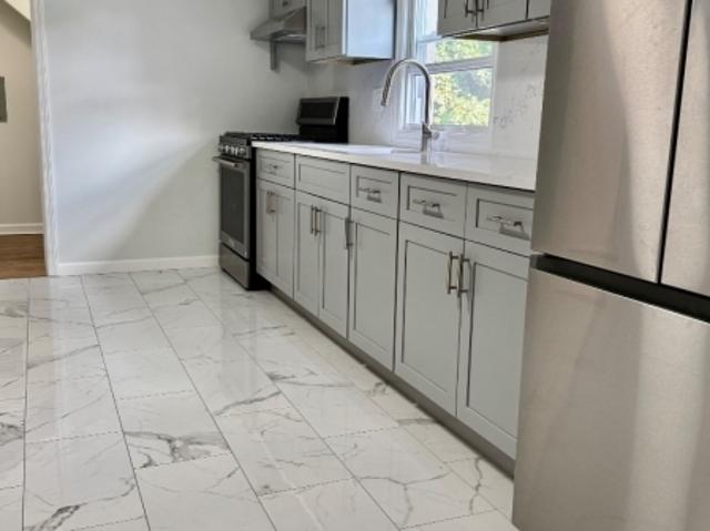 55 E 1St St # 2
