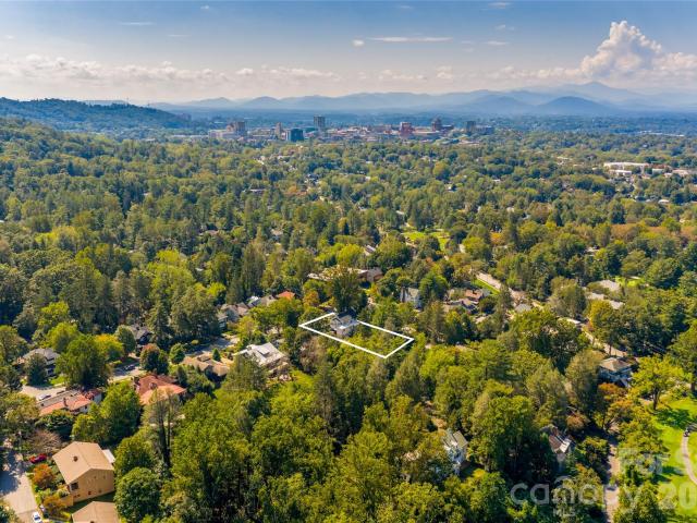55 Edgemont Rd, Asheville, NC 28801 | MLS #4369 | Compass