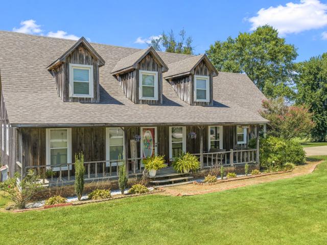55 Evergreen Dr