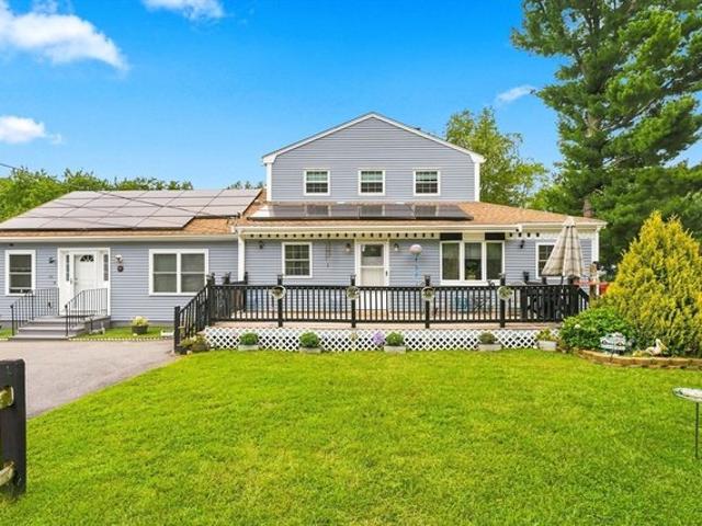 55 Friendship St, Billerica, MA 01821