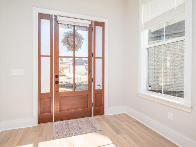 55 Greystone Ct