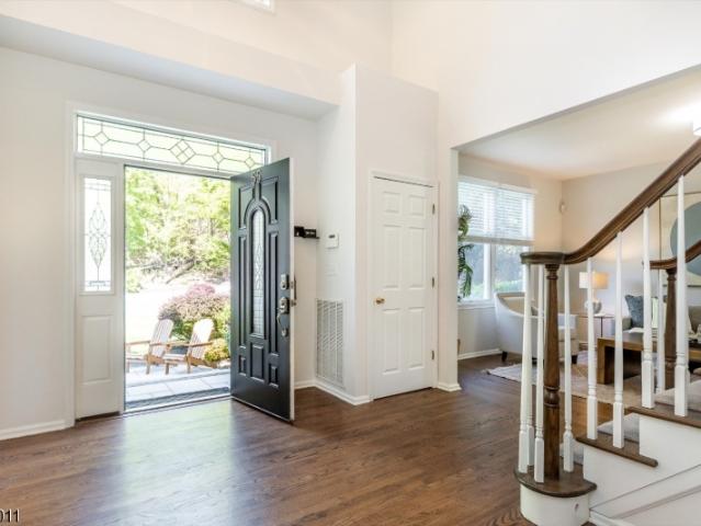 55 Highwood Rd