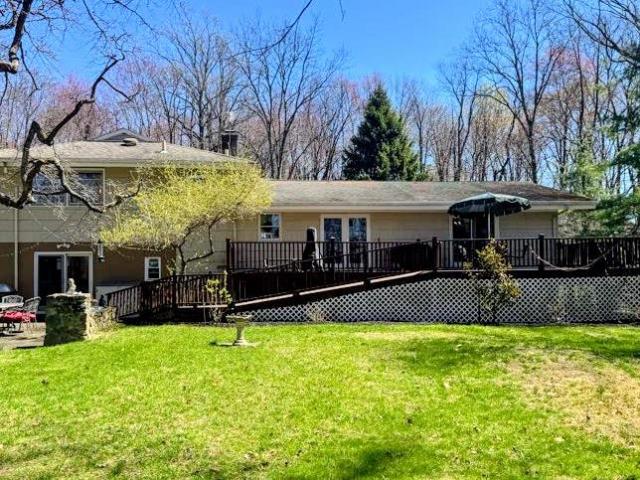 55 Hoags Cross Road