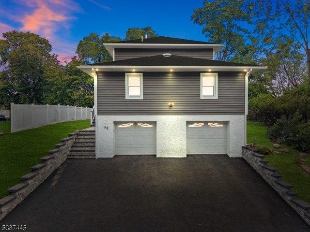 55 Hugo Ave, Woodland Park, NJ 07424
