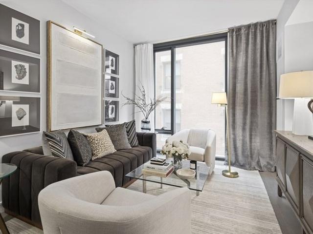 55 Lagrange St Unit 905, Boston, MA 02116