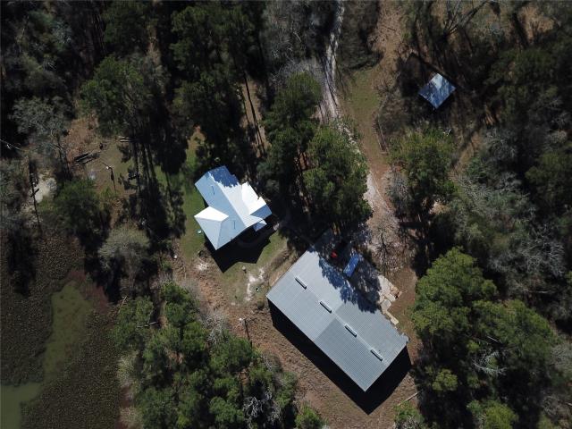 55 Lake Rd, Huntsville, TX 77320 | MLS #82028 | Compass