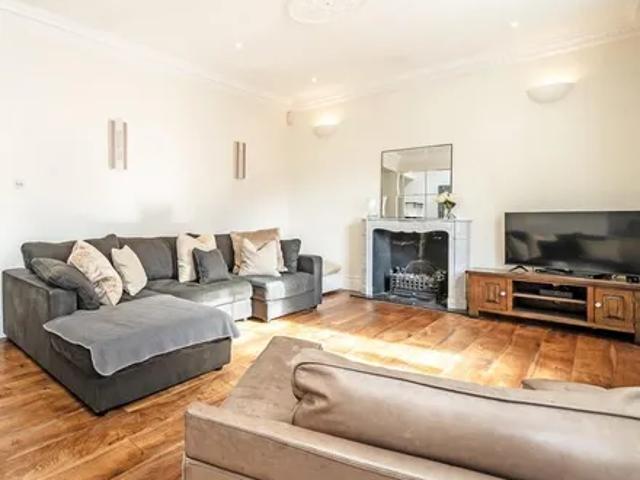 55 Linden Gardens, London, W2 4HH, United Kingdom | 3 bed apartment for rent #136660399 | Rentberry