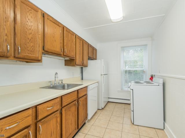 55 Madison St # 3