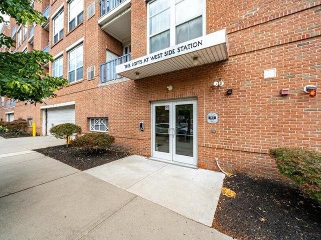 55 Mallory Ave # 34