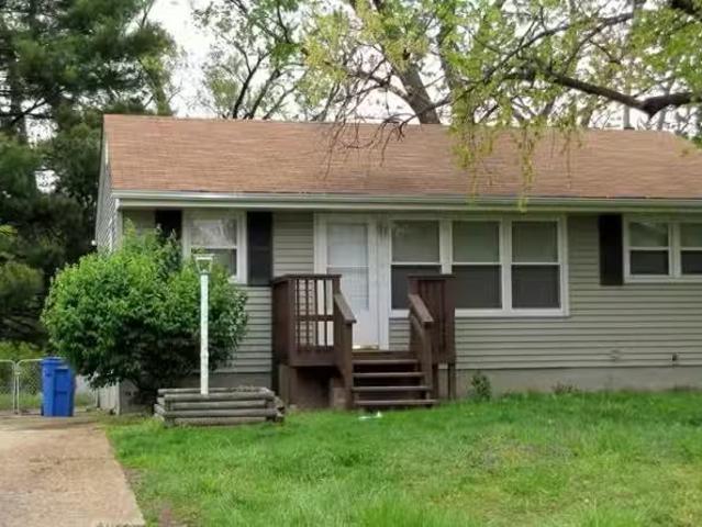 55 Maple Dr, Florissant, MO 63031 MLS 25042177
