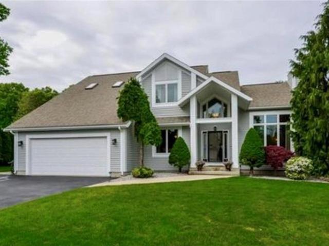 55 Mark Dr, Cumberland, RI 02865