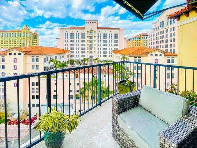 55 Merrick Way Apt 812, Coral Gables, FL 33134
