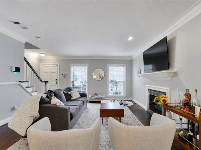 55 Mount Vernon Circle