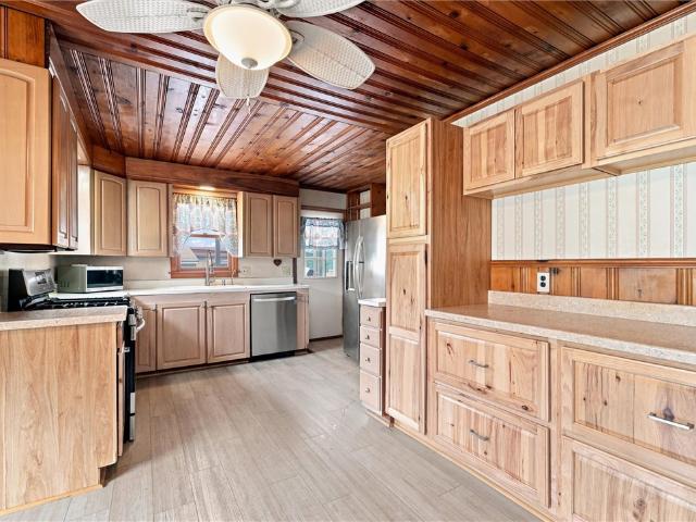 55 N Maysville Rd