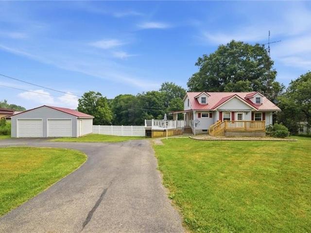 55 N Maysville Rd, Greenville, PA 16125