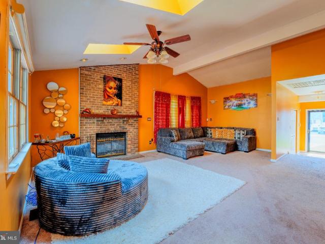 55 Oak Forest Drive