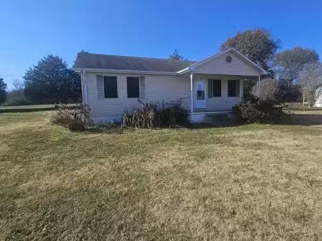 55 OAK HILLS DR, RUSSELLVILLE, AL 35653 Single Family Residenc.