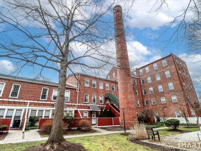 55 Oil Mill Rd Apt 2, Danbury, CT 06810