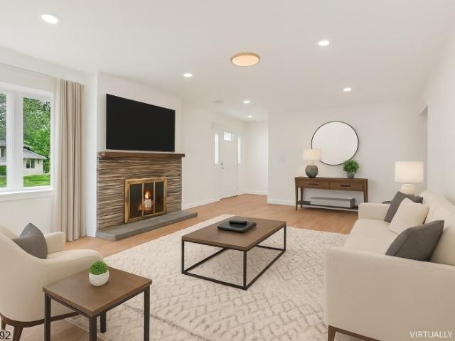 55 Orchard Dr