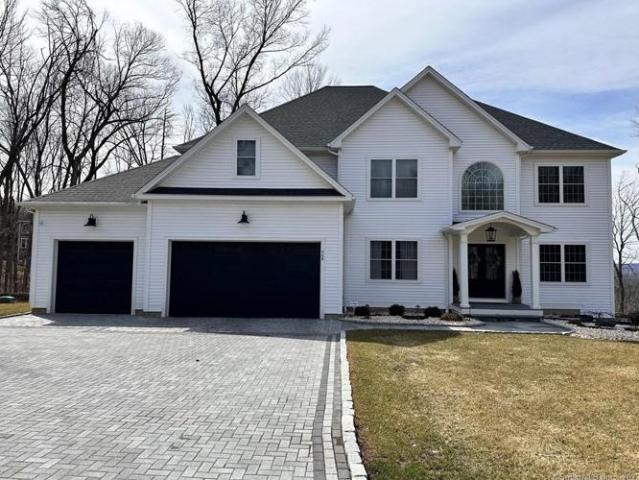 55 Peckham Farm Ln, Newington, CT 06111